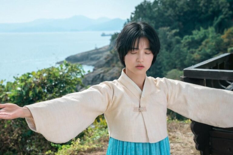 Kim Tae Ri se Dedica para se Tornar uma Atriz de Teatro Tradicional em ...